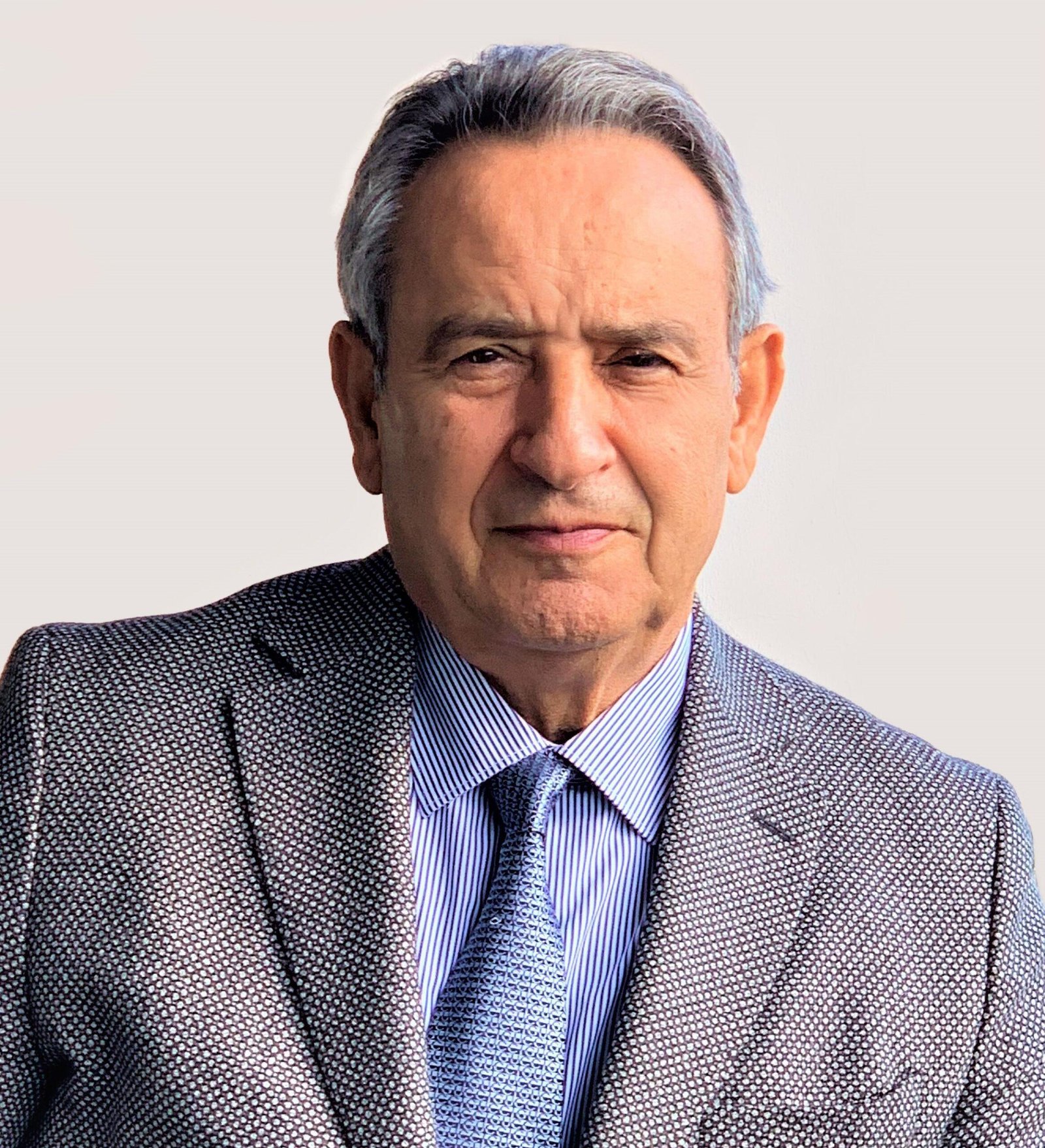 ΕΚΛΟΓΙΚΑ ΣΥΜΠΕΡΑΣΜΑΤΑ: «Παντοδύναμη κυβέρνηση ή συνετή και δημιουργική ...